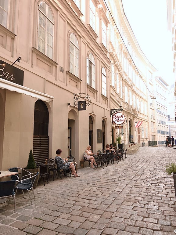 Cigars in Vienna - A Very Special Microcosm | Cigar Journal